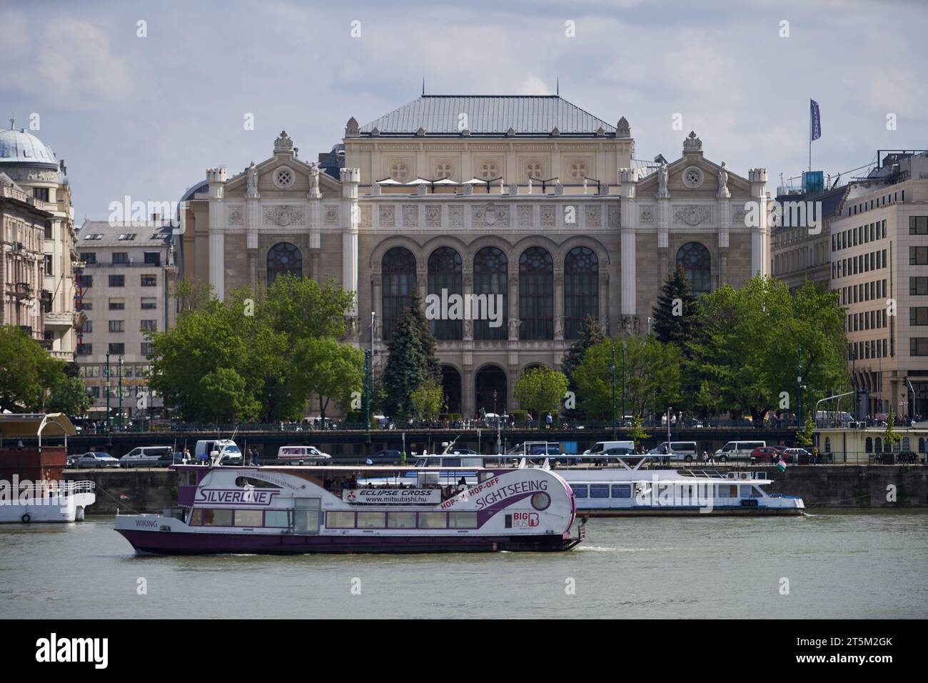 Vigado Palace (Place for Merriment), concert hall situated on the ...