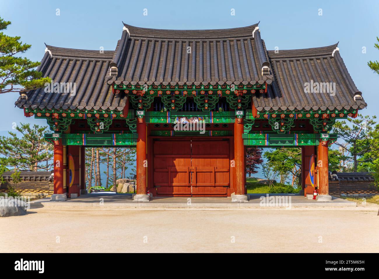 Front view of Korean-styled detailed architecture of the main entrance ...