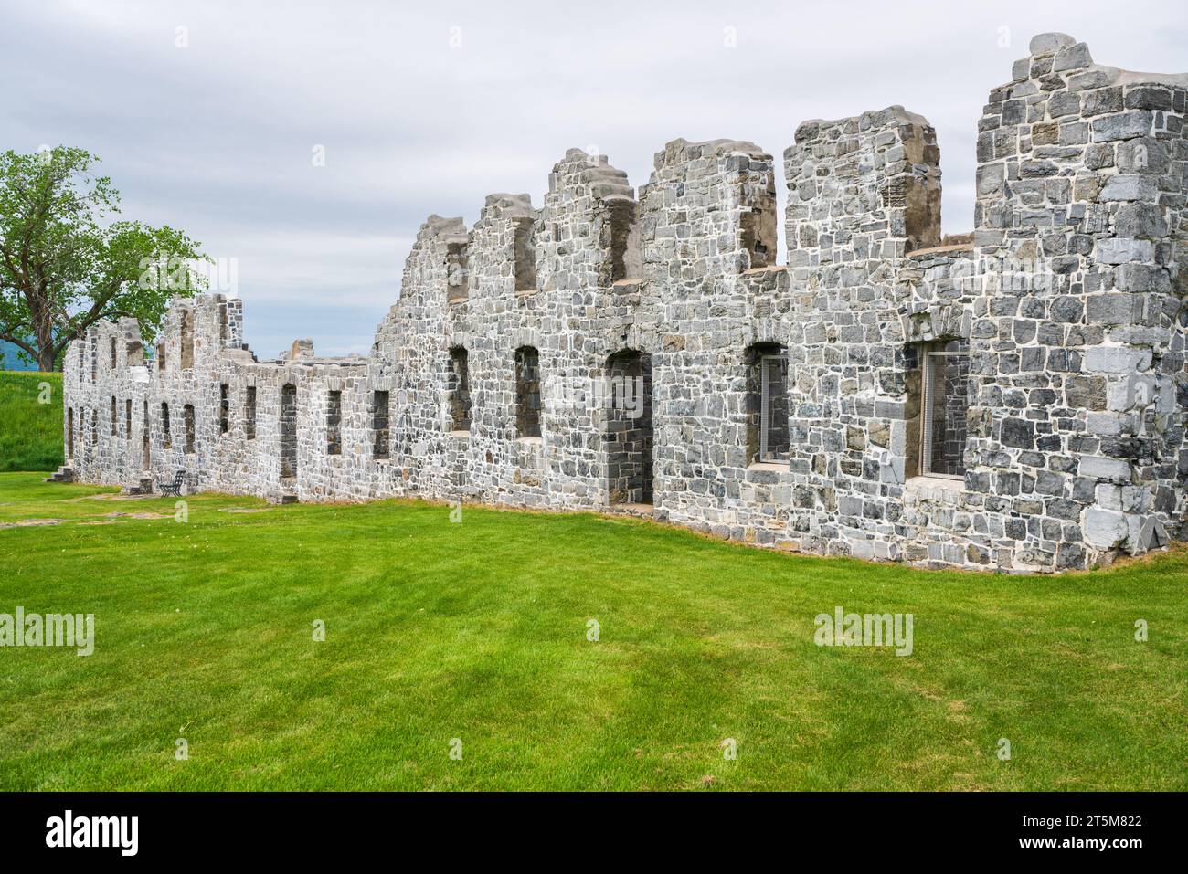 His Majesty's Fort at Crown Point, Crown Point State Historic Site in ...