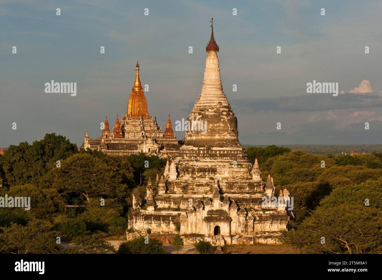 BAGAN TEMPLE MYANMAR Stock Photo - Alamy