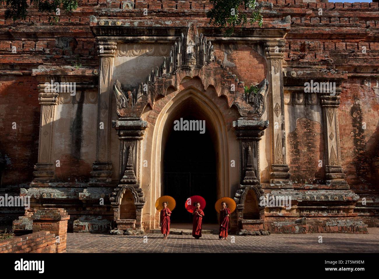 BAGAN TEMPLE MYANMAR Stock Photo - Alamy
