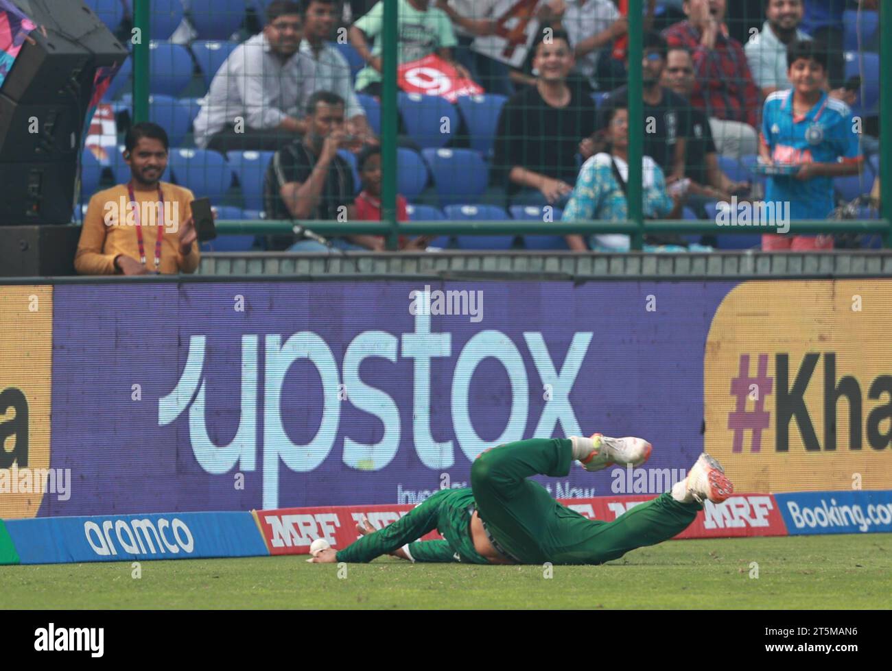 New Delhi, Delhi, India. 6th Nov, 2023. Shakib Al Hasan (C) of ...