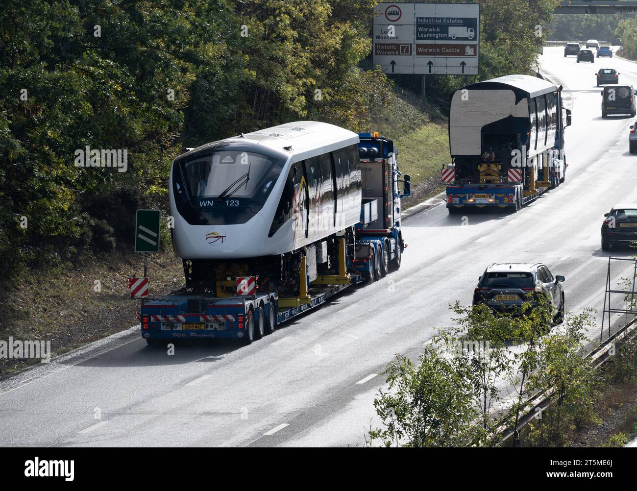 Low loaders lorries hi-res stock photography and images - Alamy