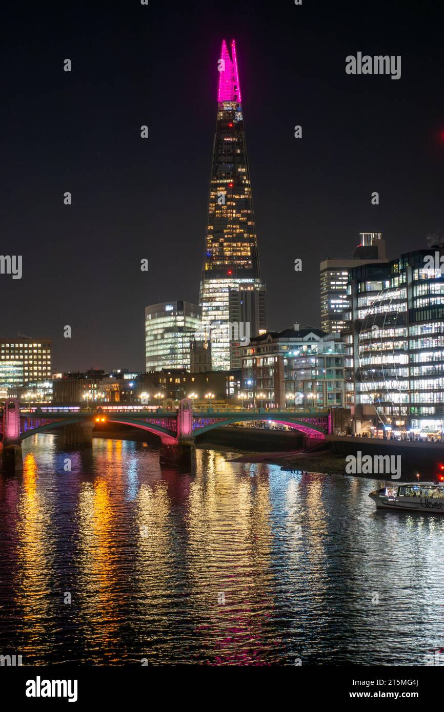 The Shard with Christmas Lights Turned on Stock Photo - Alamy
