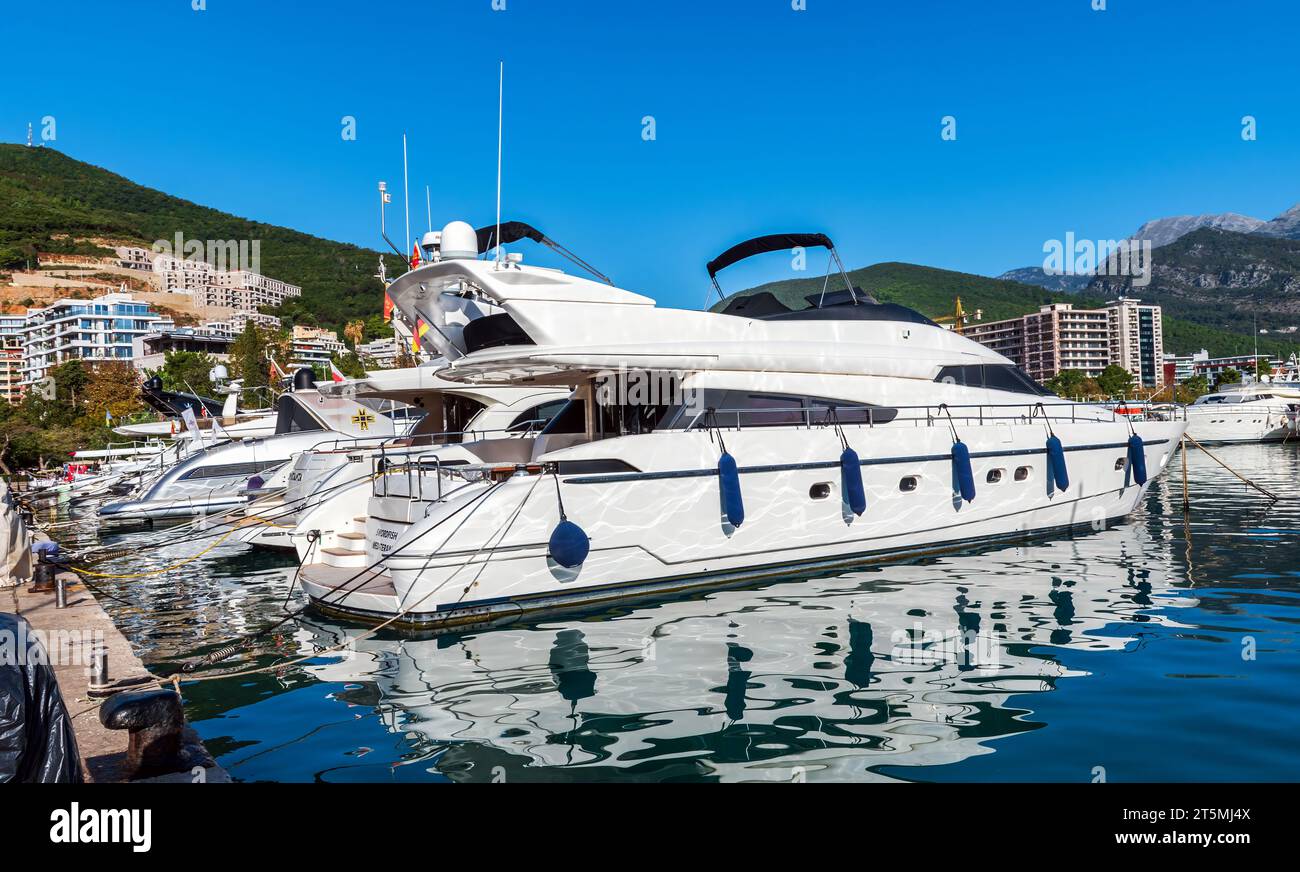 Resorts in budva hi-res stock photography and images - Alamy