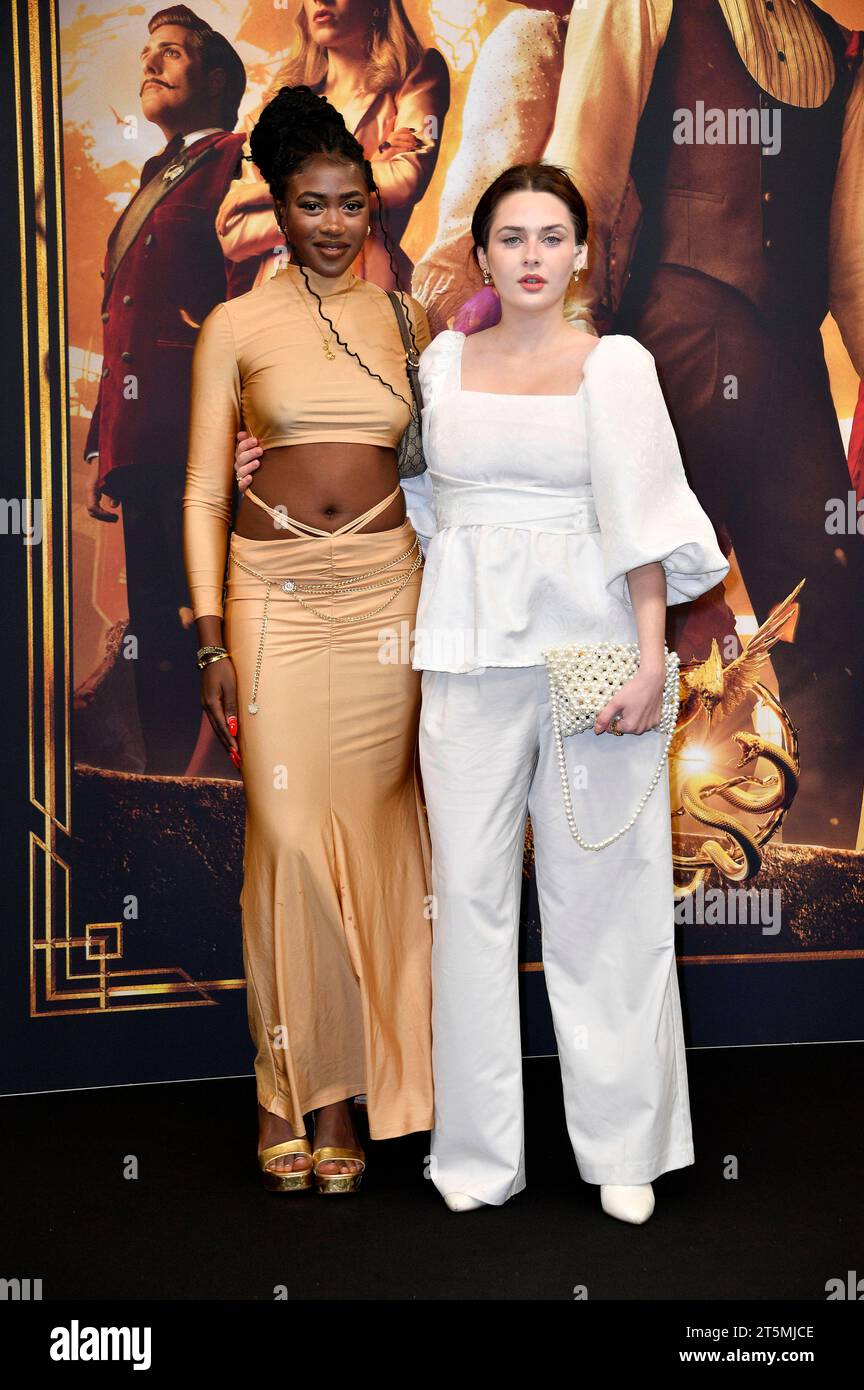 Somajia Ali und Coco Clever bei der Premiere des Kinofilms Die Tribute ...