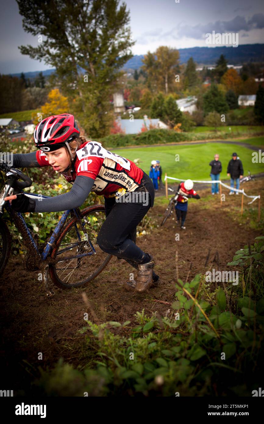 Oregon rain hi-res stock photography and images - Alamy