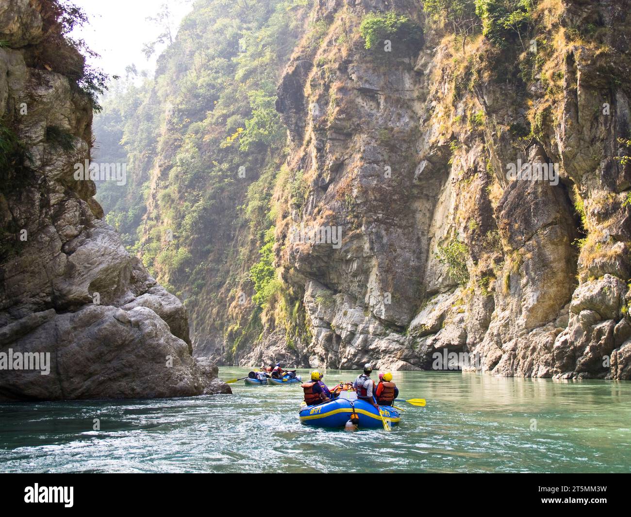 Rafting on the Tamur river, Nepal Stock Photo - Alamy