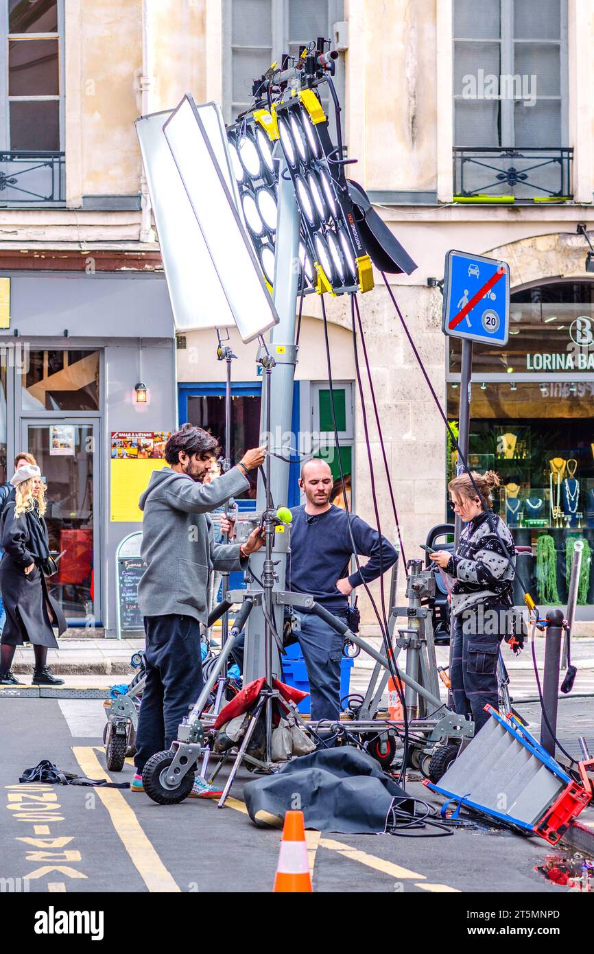Film location crew hi-res stock photography and images - Alamy