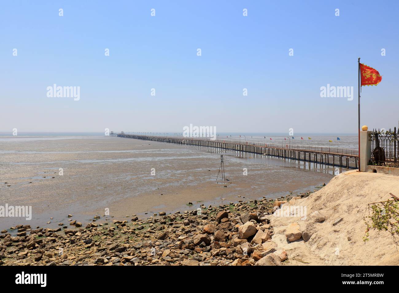 Wooden trestle at the seaside Stock Photo - Alamy