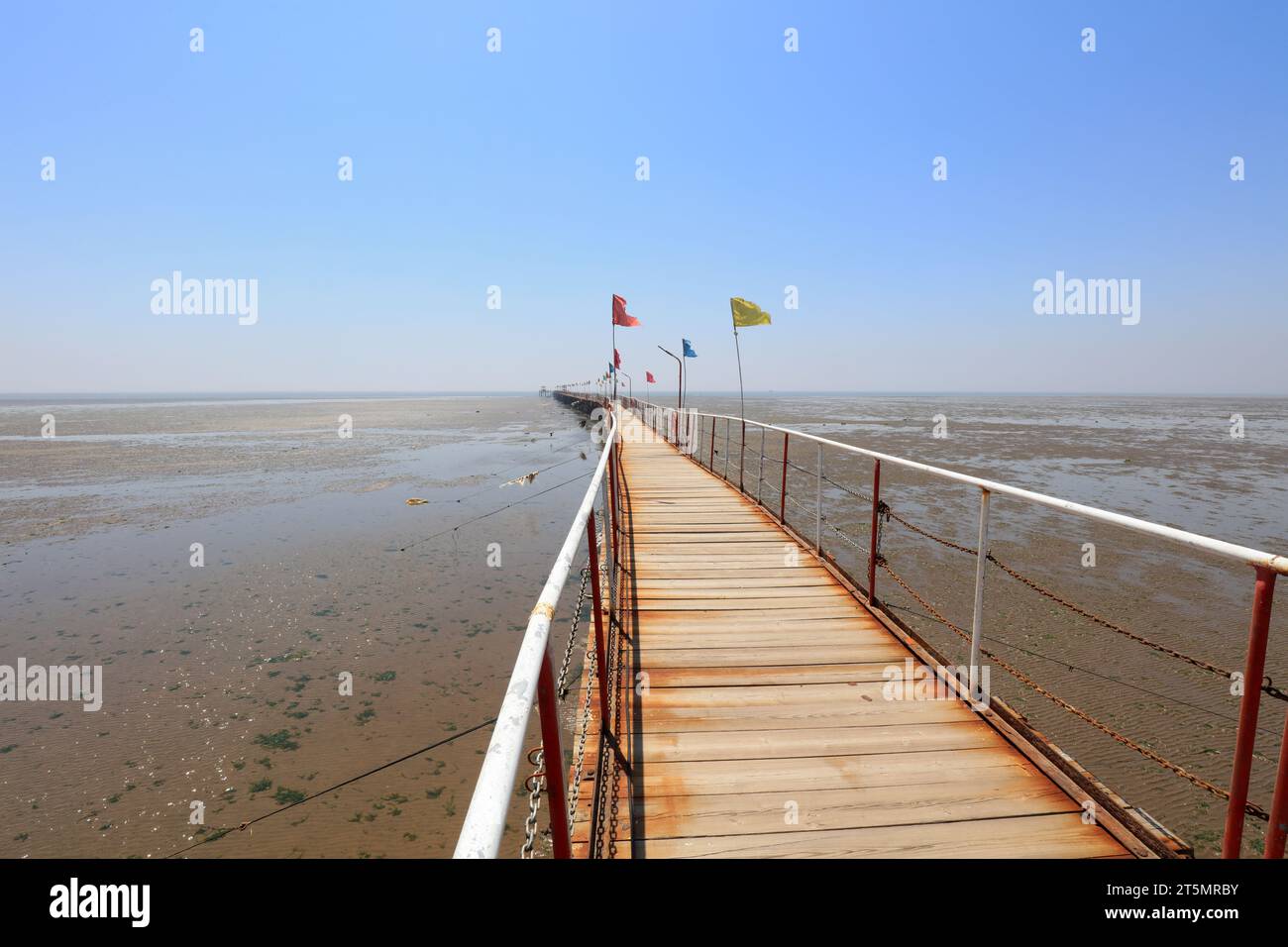 Wooden trestle at the seaside Stock Photo - Alamy