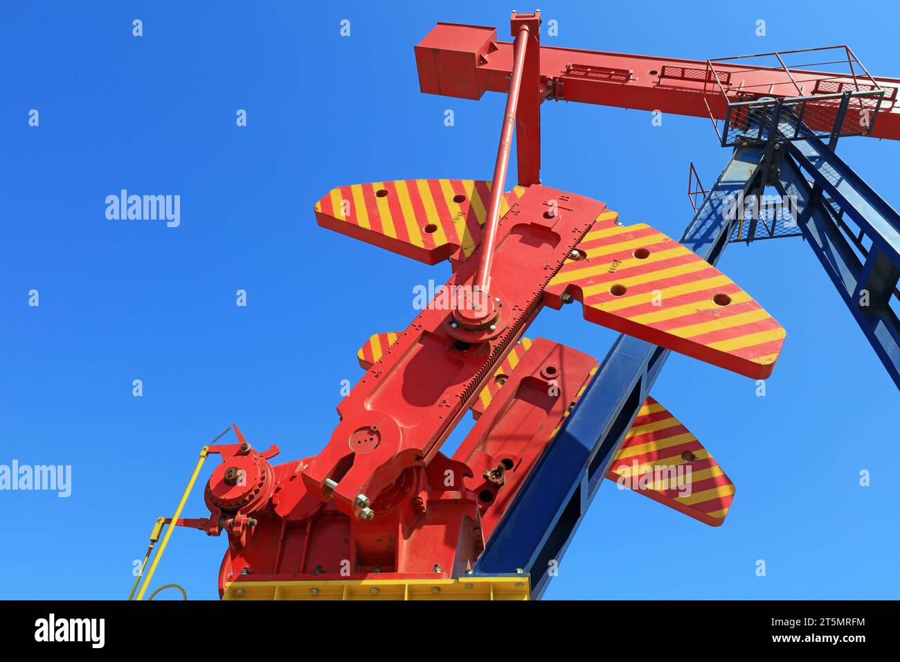 Pumping unit structure hi-res stock photography and images - Alamy