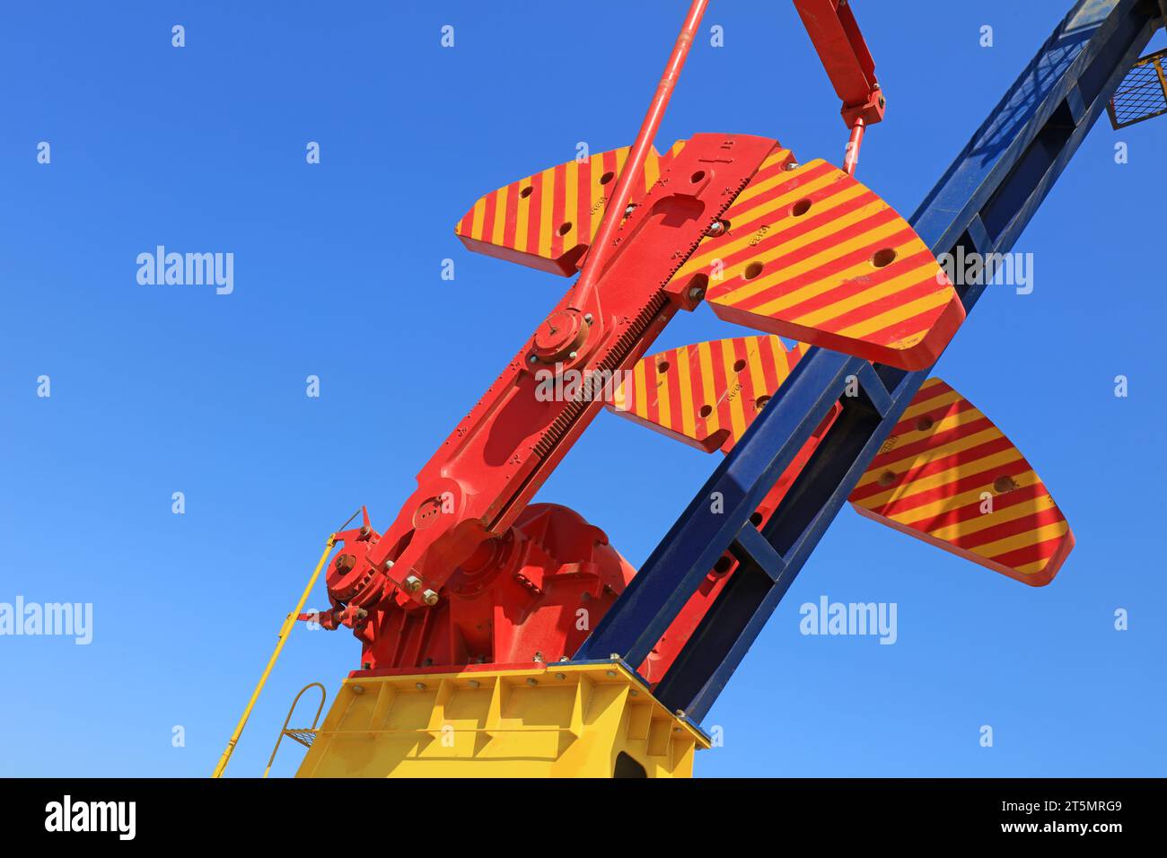 Pumping unit structure hi-res stock photography and images - Alamy