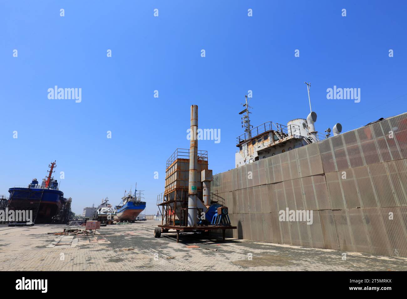 Ship parts in a shipyard Stock Photo - Alamy