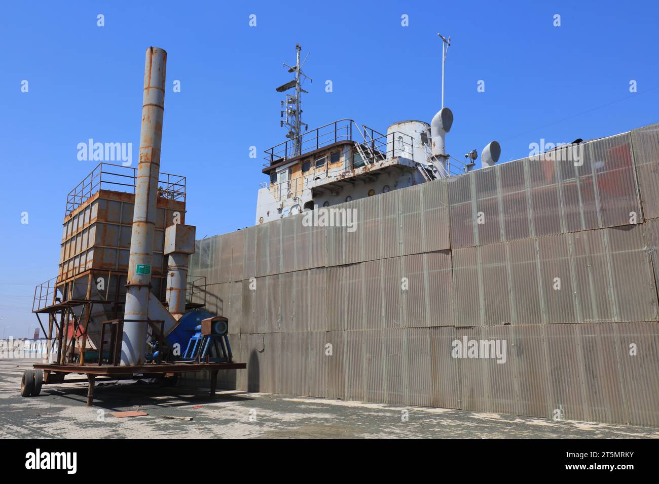 Ship parts in a shipyard Stock Photo - Alamy