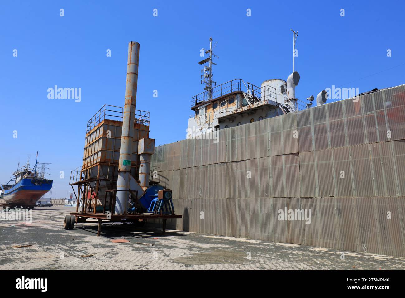 Ship parts in a shipyard Stock Photo - Alamy