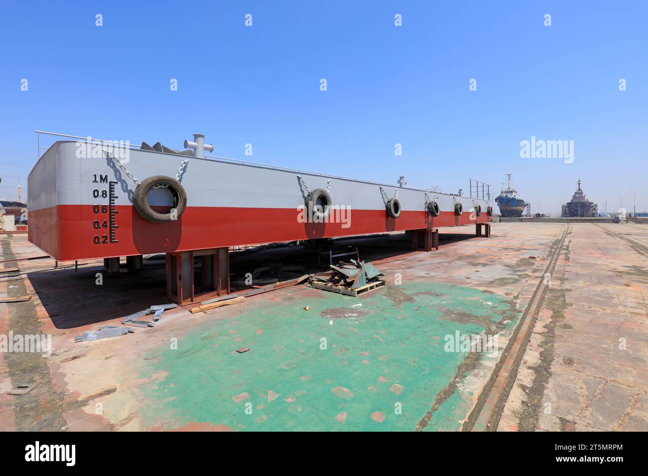 Steel platform in a shipyard Stock Photo - Alamy