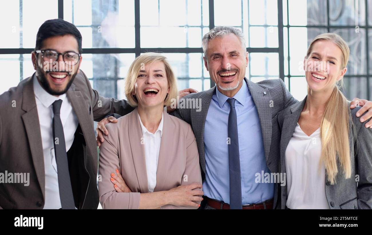 Business team people group crowd full length Stock Photo - Alamy