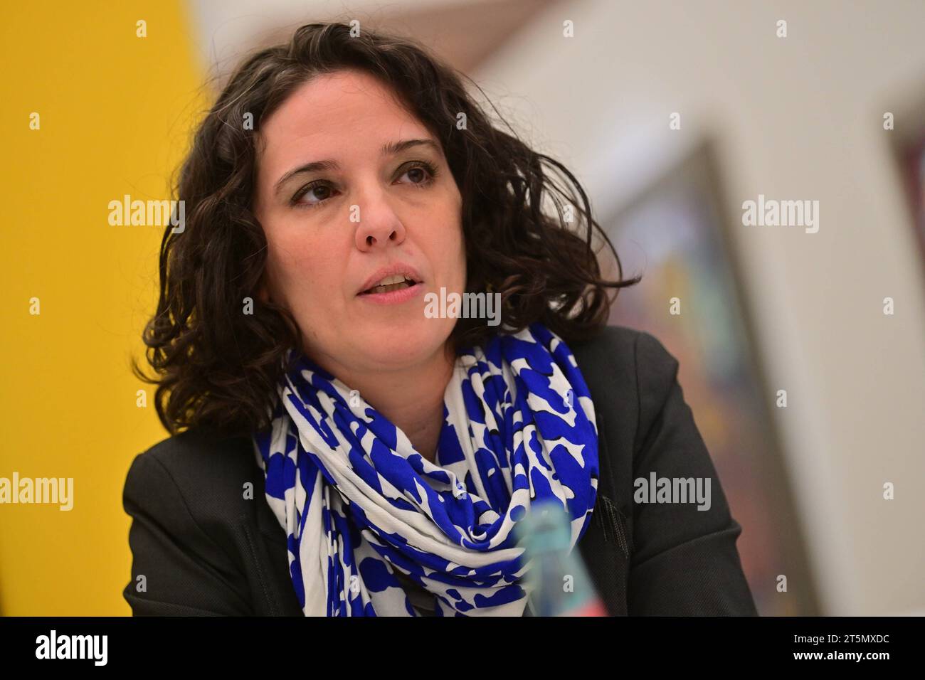 23 005 hi-res stock photography and images - Alamy