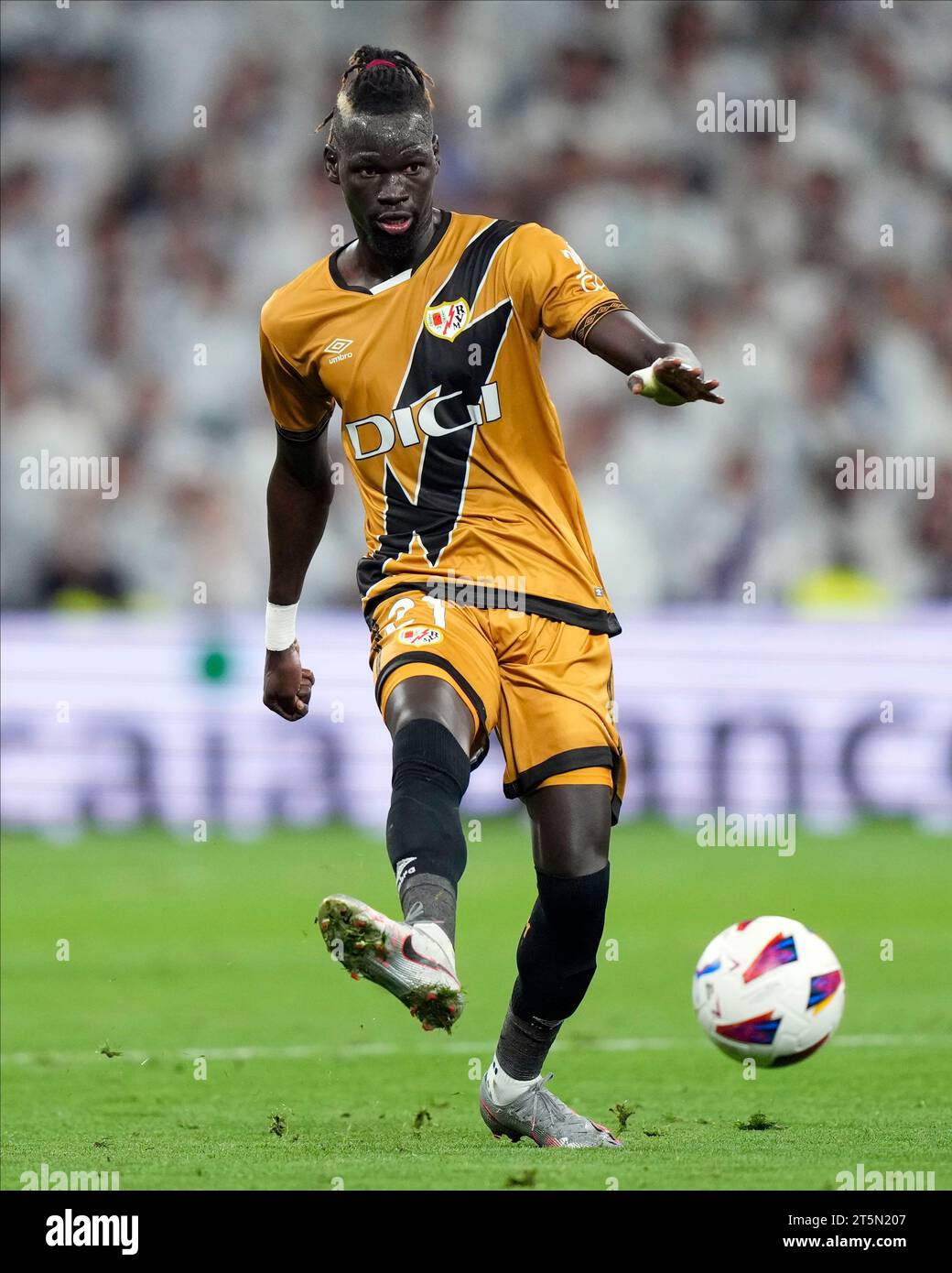 Madrid, Spain. 05th Nov, 2023. Pathe Ismael Ciss of Rayo Vallecano ...