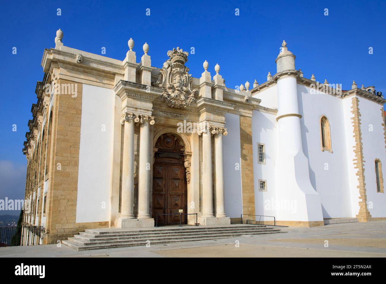 Front facade of the Joanina Library (Biblioteca Joanina), a Baroque ...