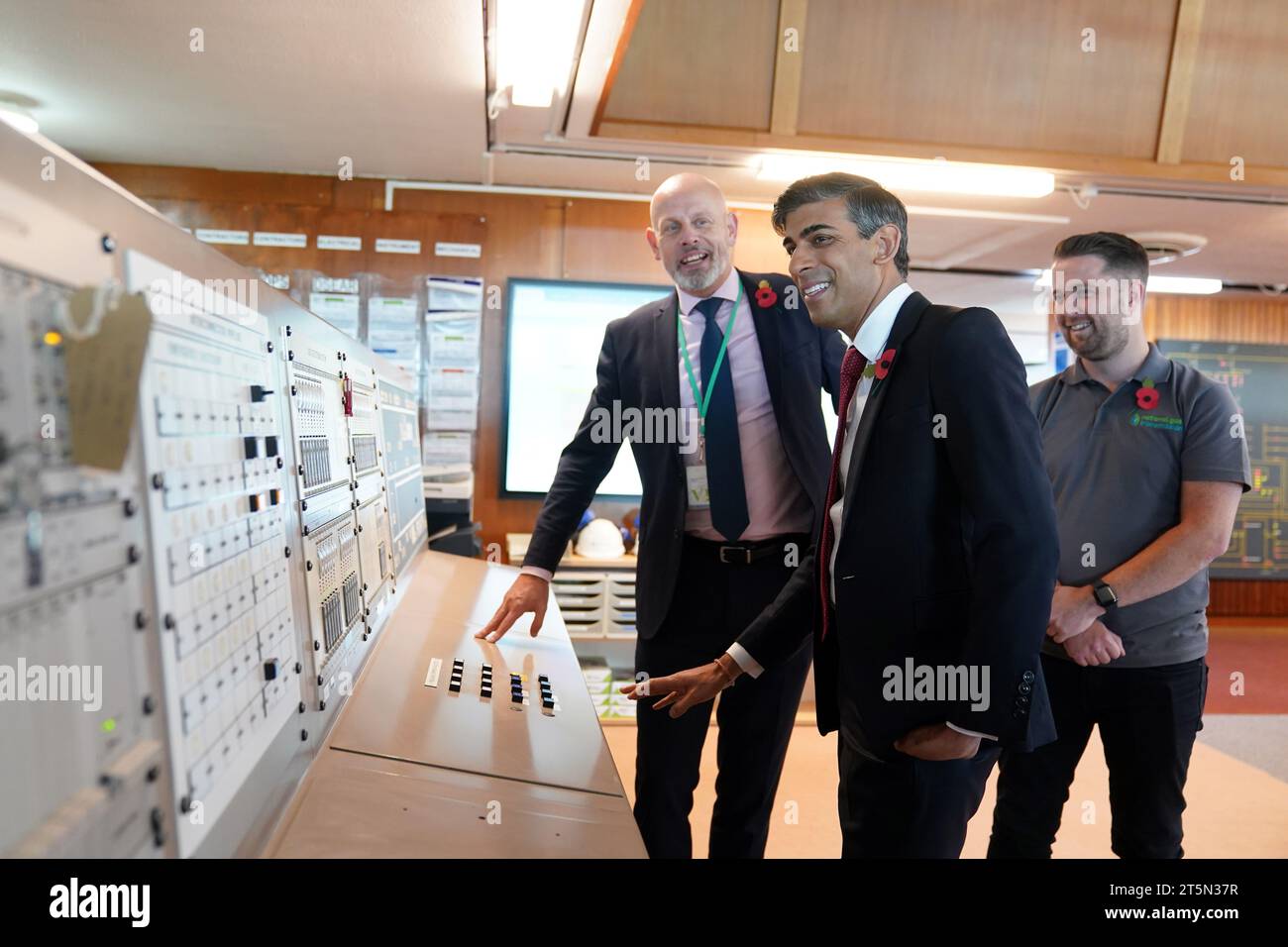 Prime Minister Rishi Sunak and National Gas Chief Executive Officer Jon ...