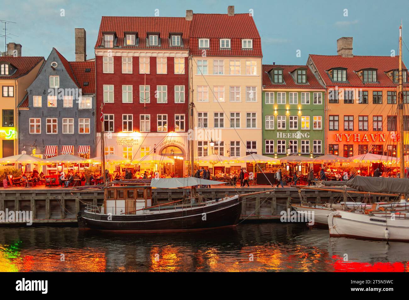 Copenhagen street lights night hi-res stock photography and images - Alamy