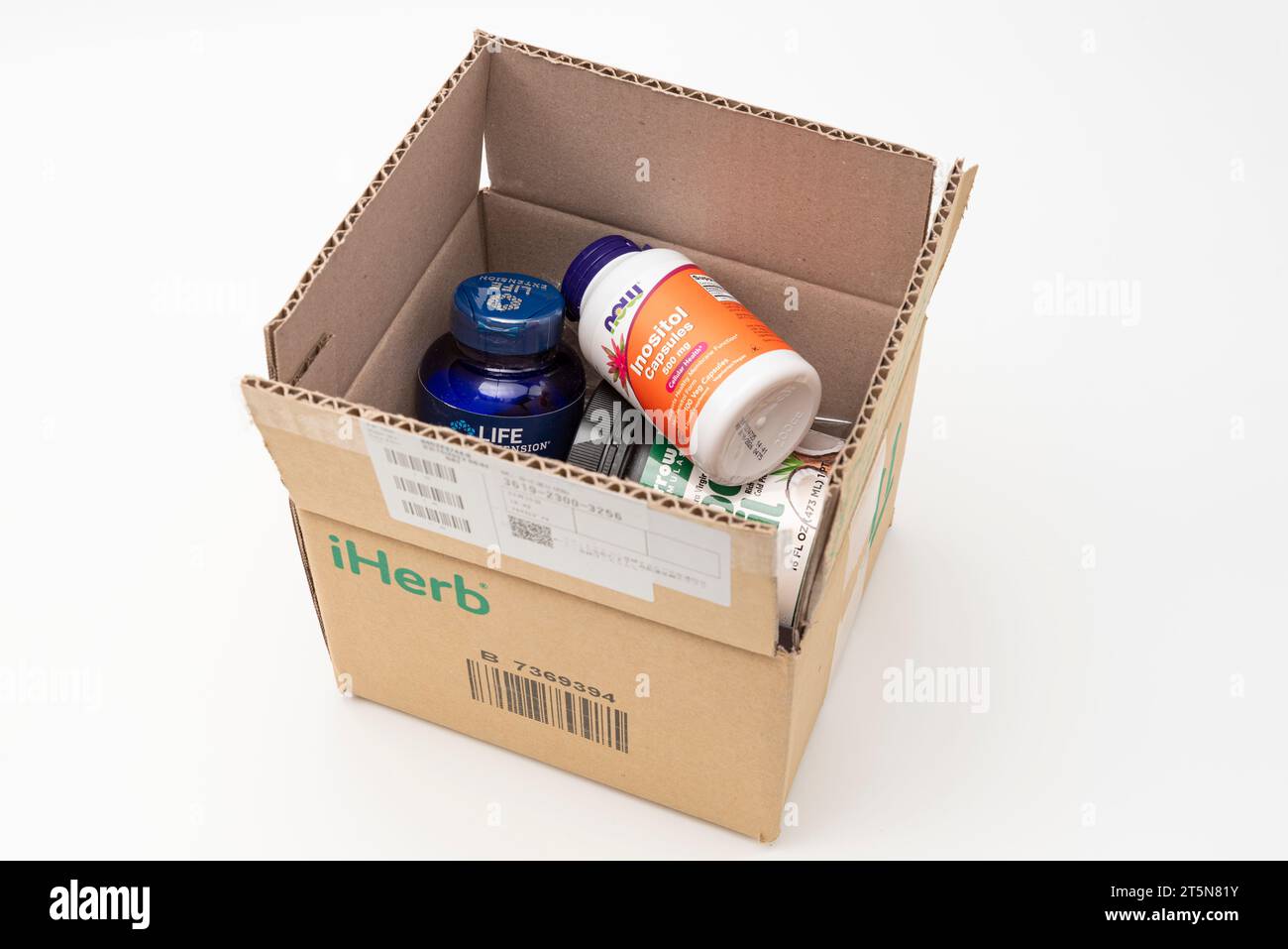 Iherb store hi-res stock photography and images - Alamy