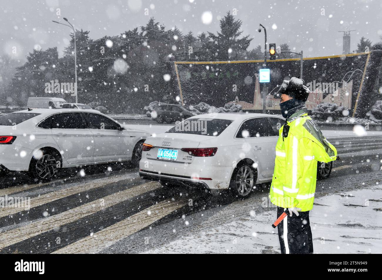 Emergency response systems hi-res stock photography and images - Alamy