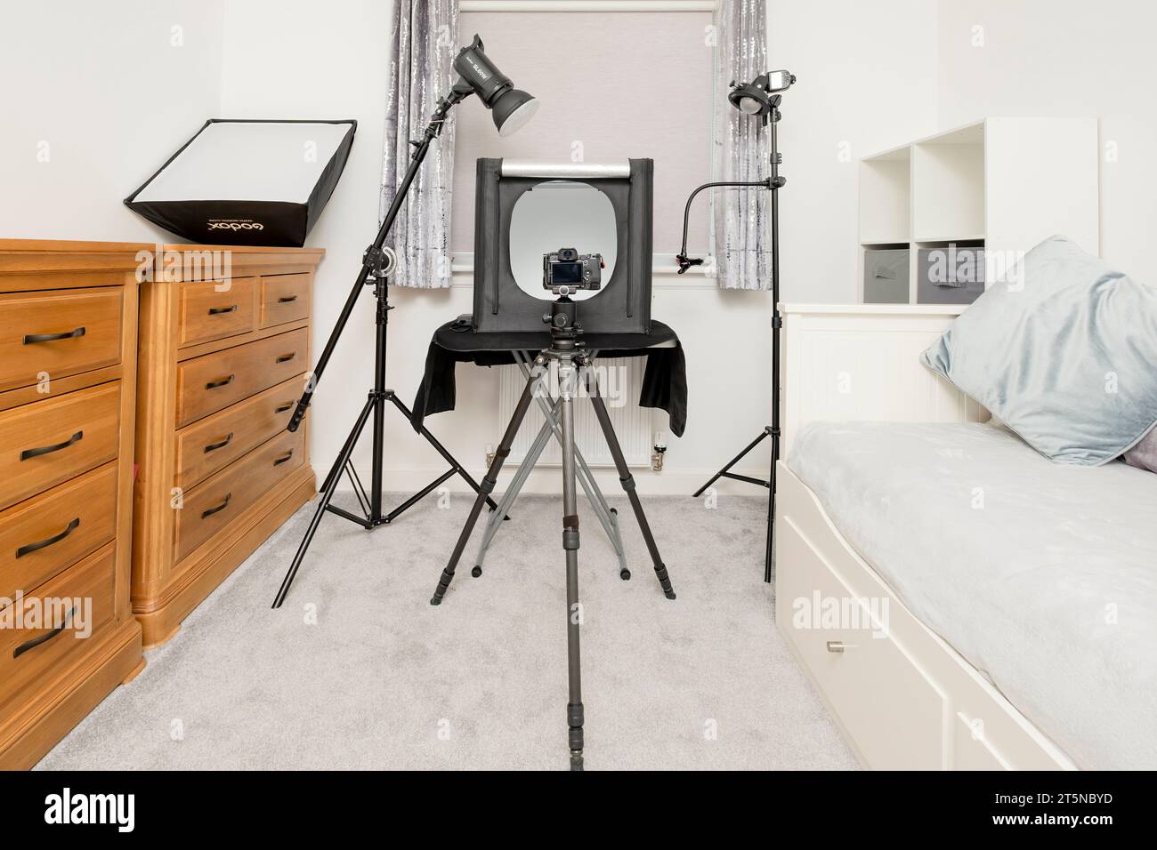 Godox sl60w hi-res stock photography and images - Alamy