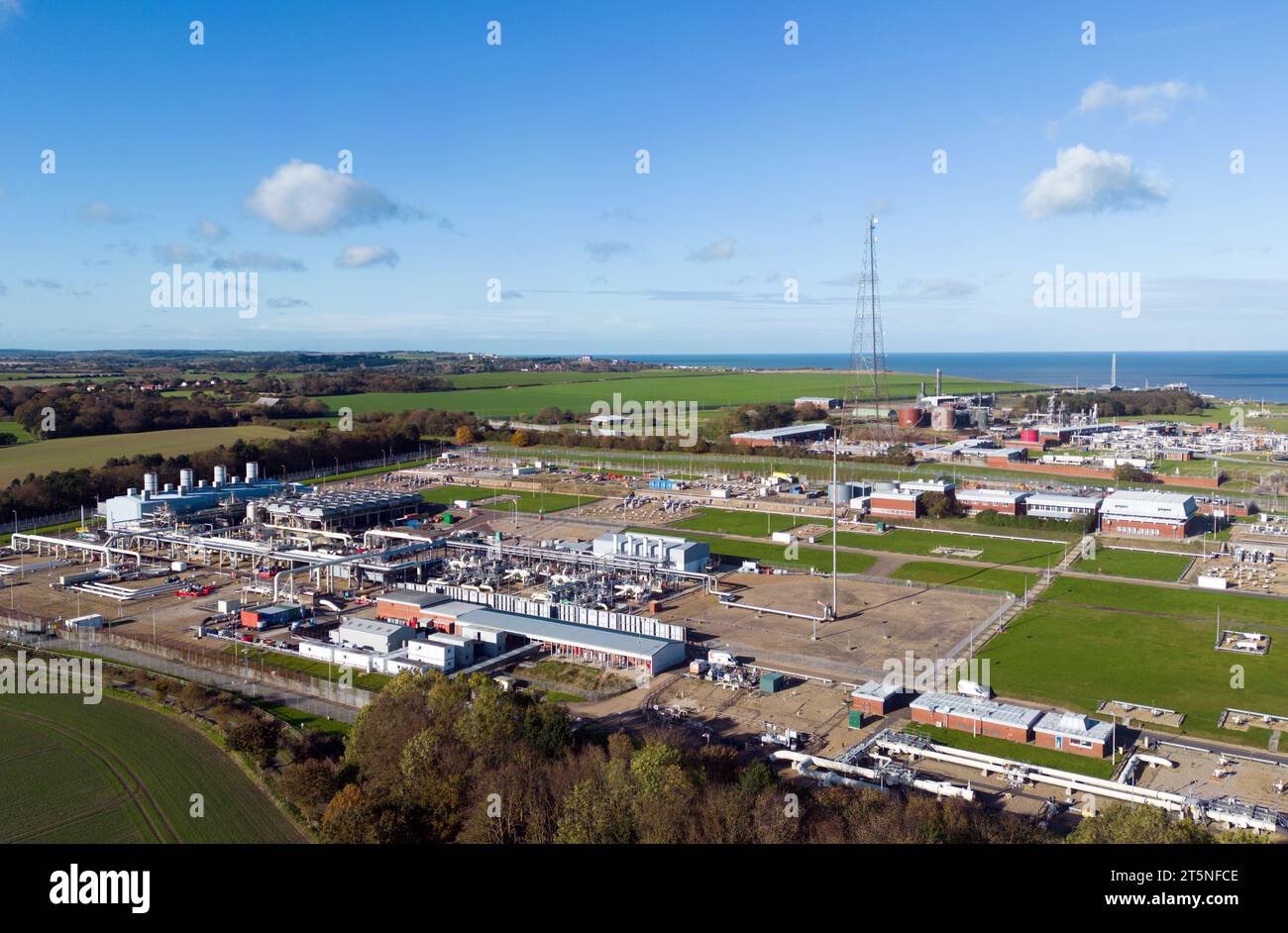 Gas terminal uk general view hi-res stock photography and images - Alamy