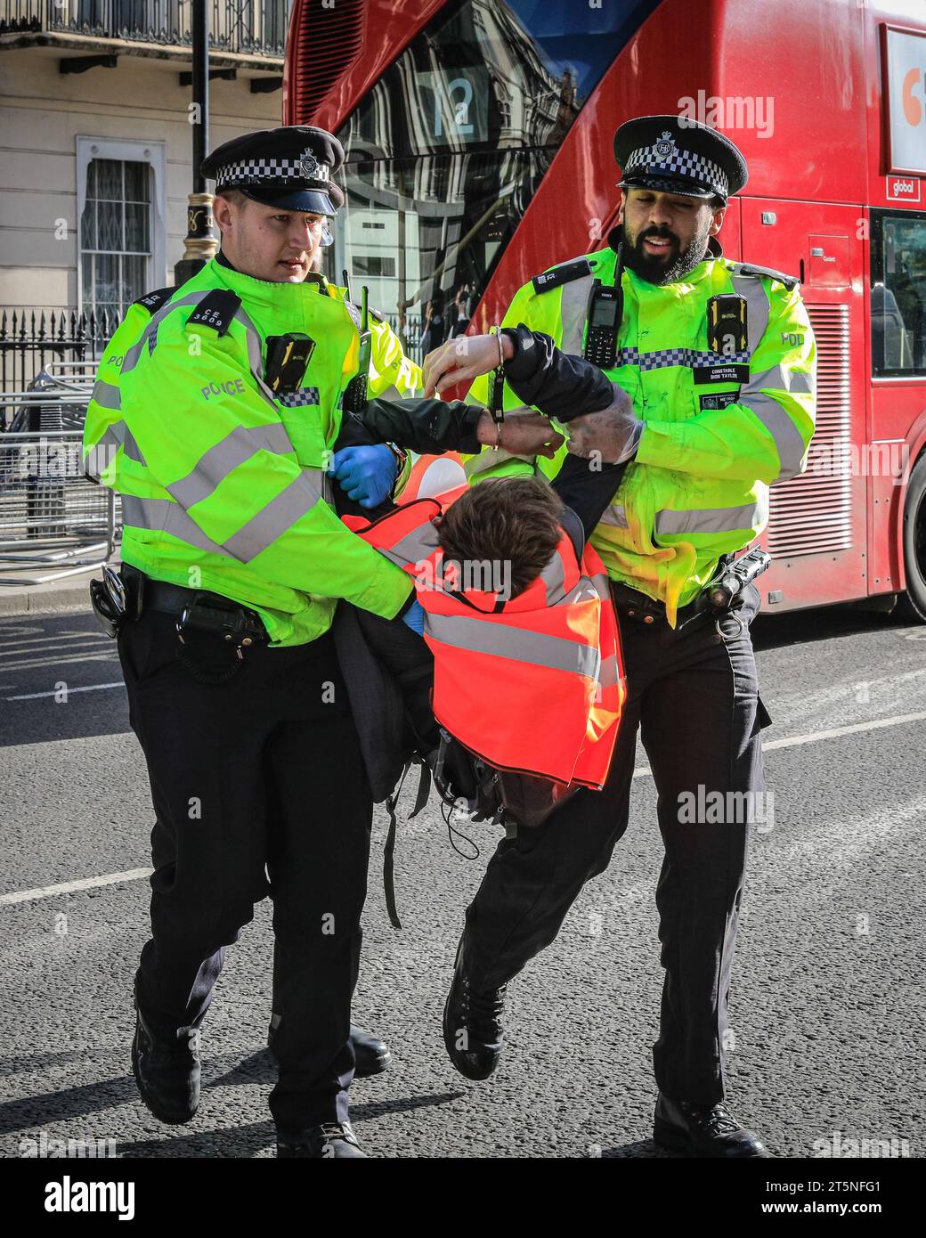 Police vans street protesting hi-res stock photography and images - Alamy