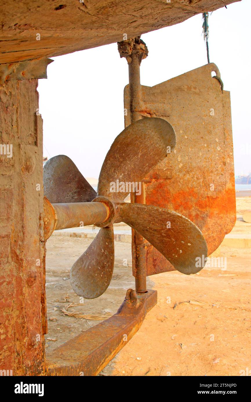 Steel propeller rudder fishing hi-res stock photography and images - Alamy