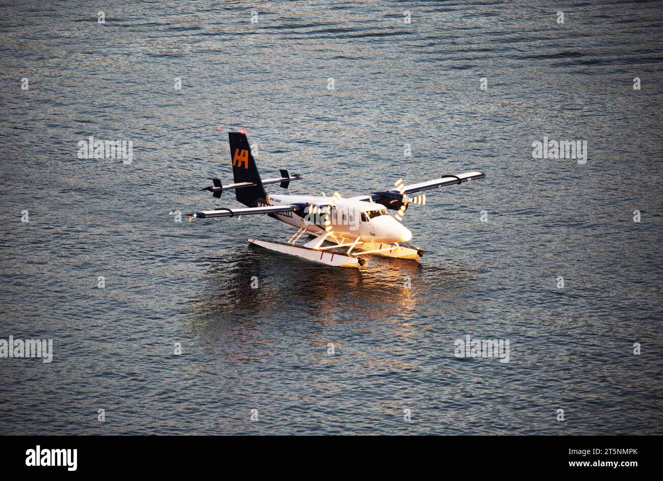 DHC-6 de Havilland Twin Otter, Vancouver’s seaplane terminal, Canada ...