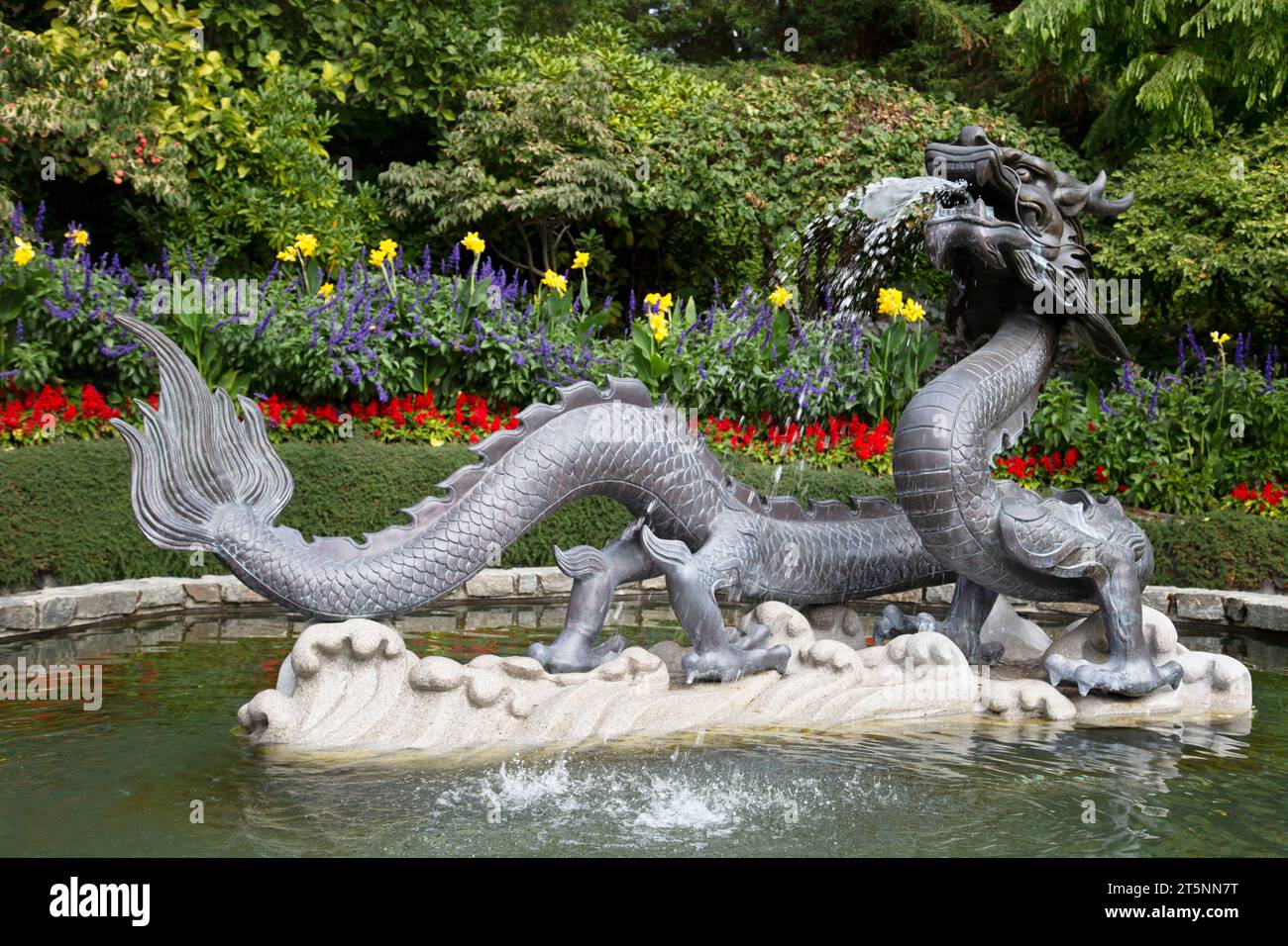 Dragon Fountain, Japanese Garden, The Butchart Gardens, National ...