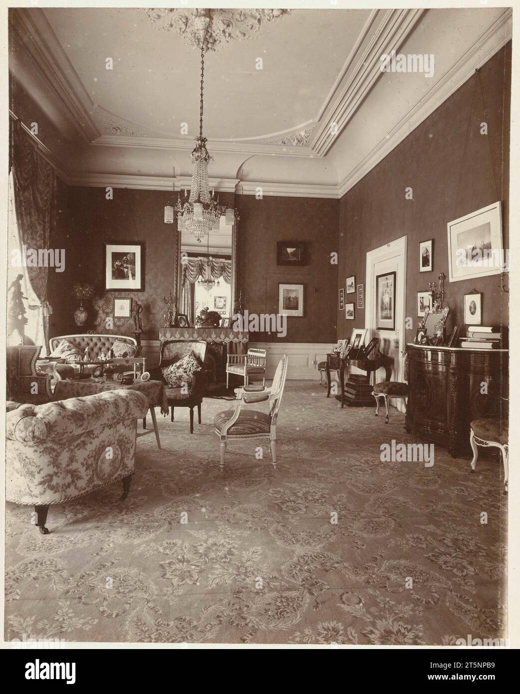 Vintage Home interior, 1900, 1900s, European, Dutch, photograph ...