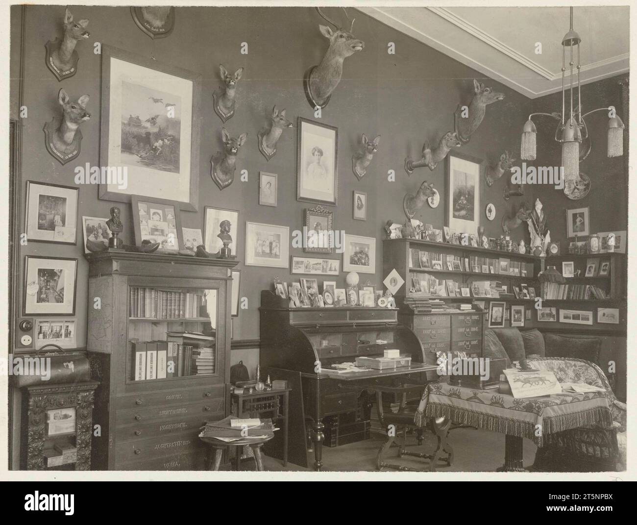 Vintage Home interior, 1900, 1900s, European, Dutch, photograph ...