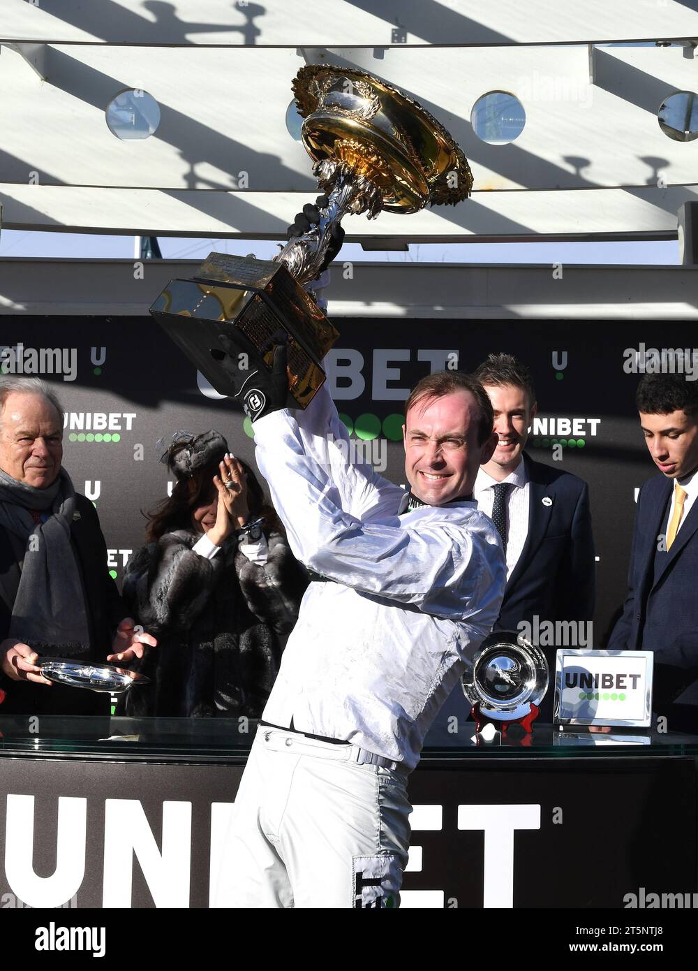 The cheltenham festival jockey hi-res stock photography and images - Alamy