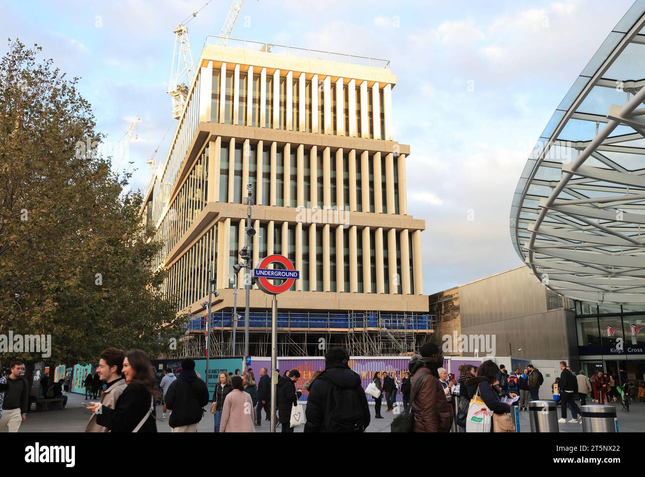 Google's new landscraper HQ on Kings's Boulevard at Kings Cross, co ...