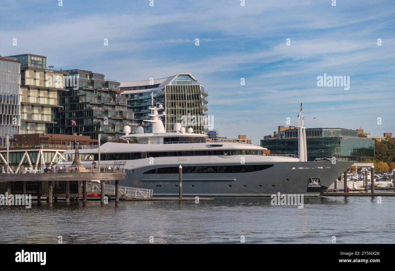 WASHINGTON, DC, USA - The Wharf, buildings and waterfront marina Stock ...