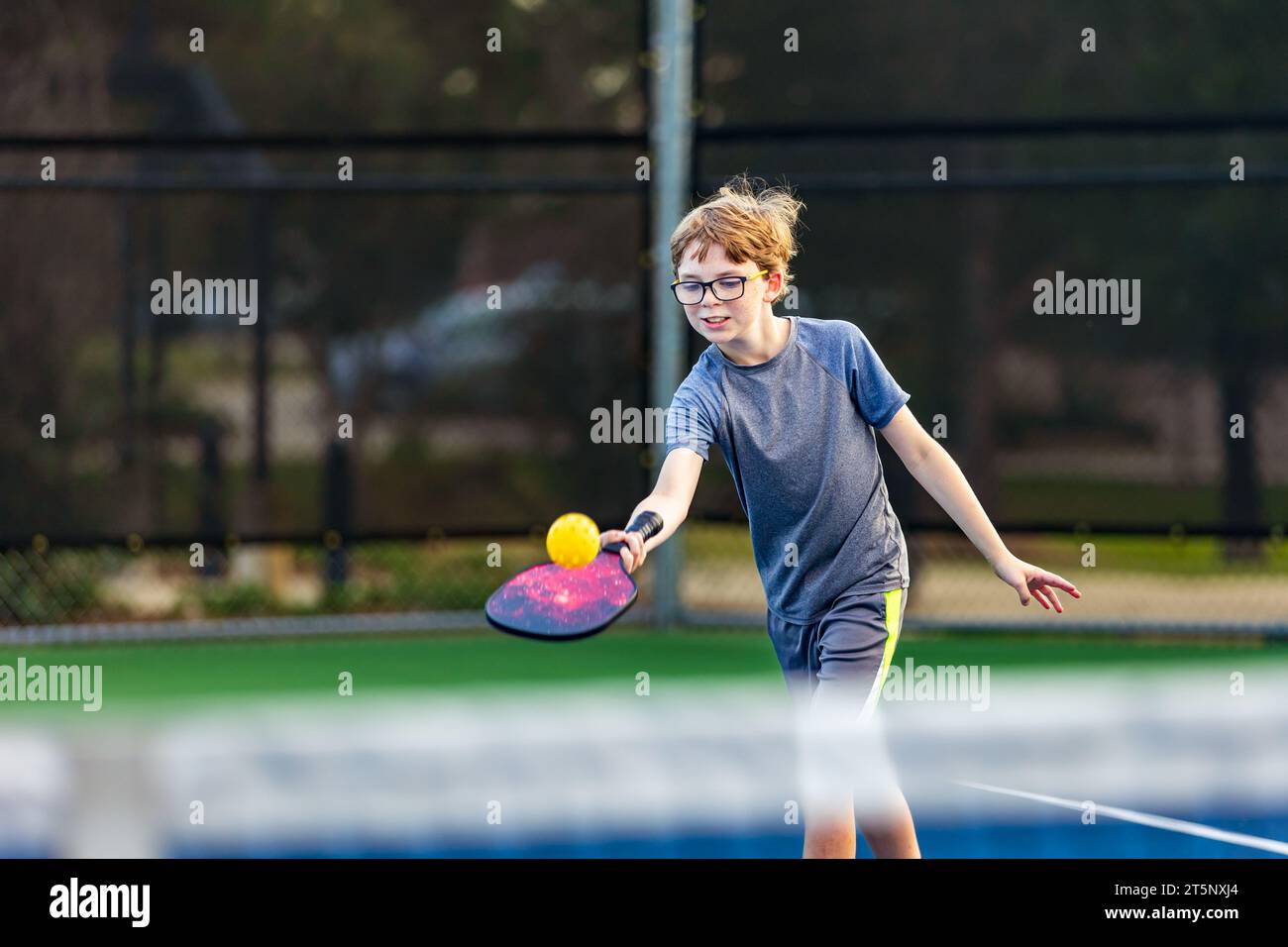 People playing pickleball hi-res stock photography and images - Alamy