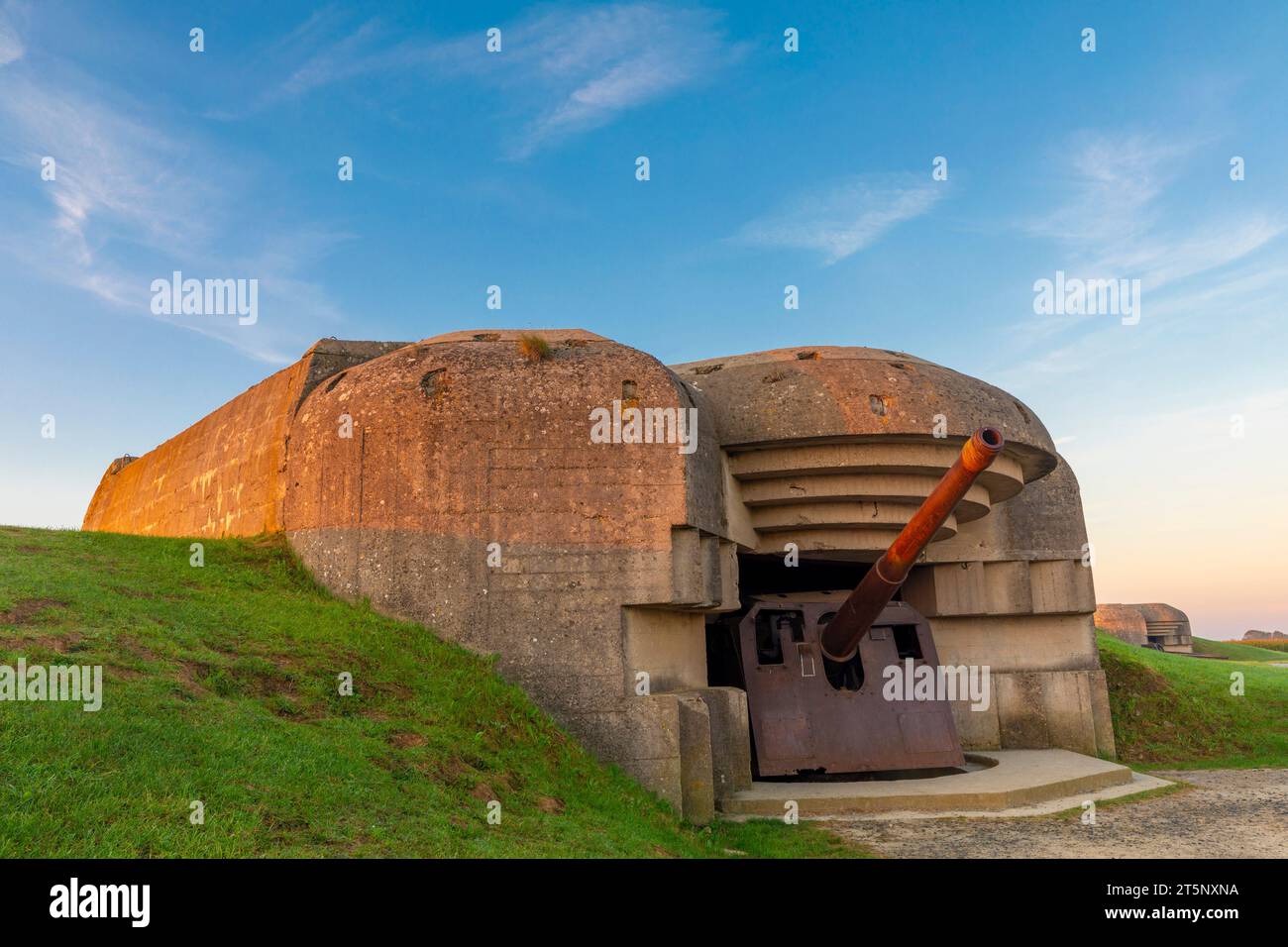 The German Artillery Battery at Longues-sur-Mer, Longues-sur-Mer ...