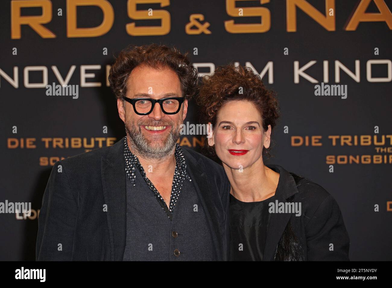 v.l. Uli Hanisch mit Bibiana Beglau waehrend der Europa-Filmpremiere ...