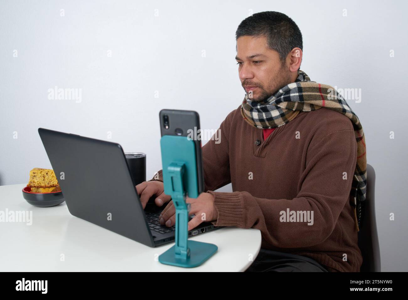 Workspace engaged hi-res stock photography and images - Alamy