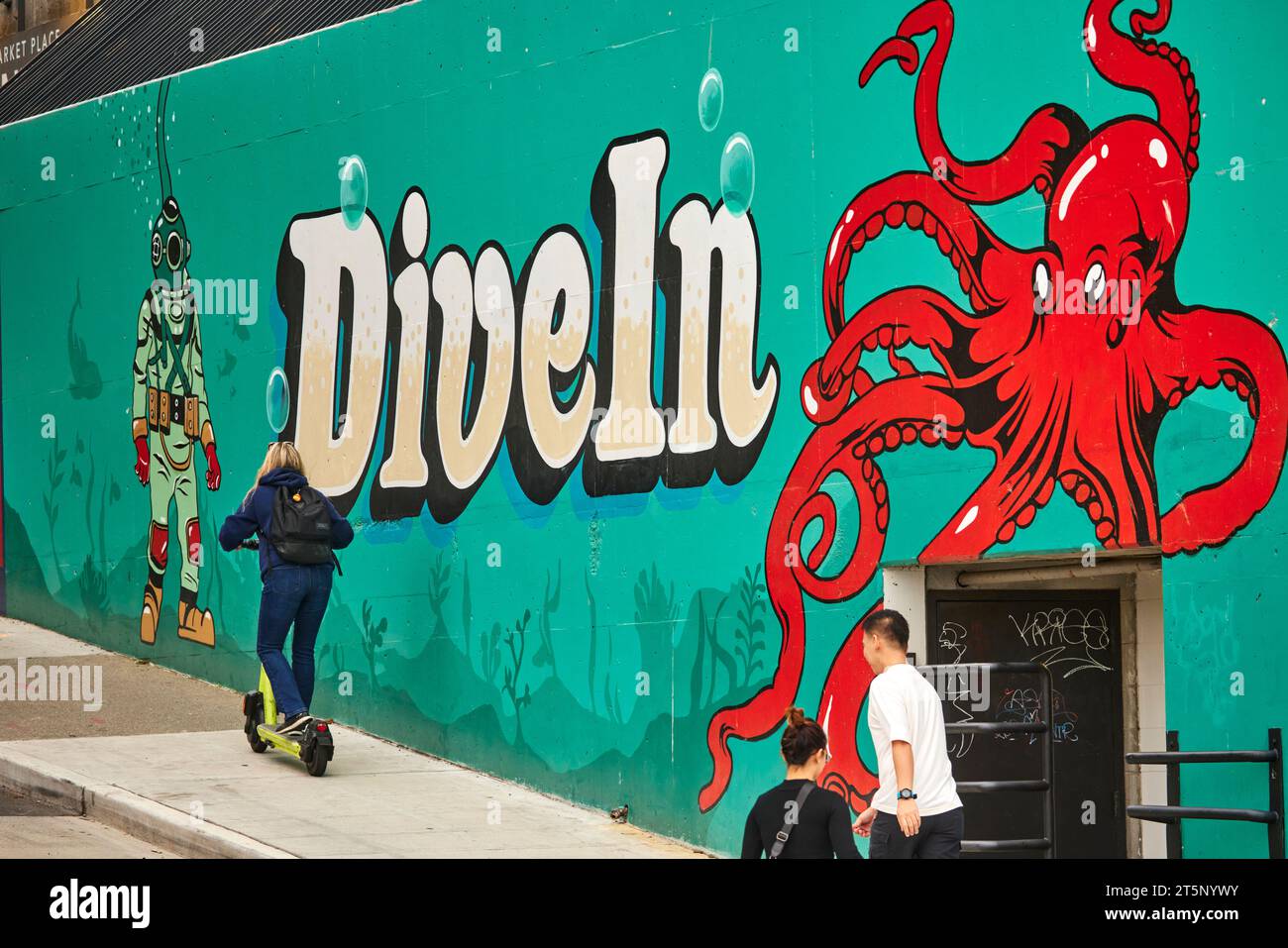 Dive in Mural Seattle, Washington, United States Stock Photo - Alamy