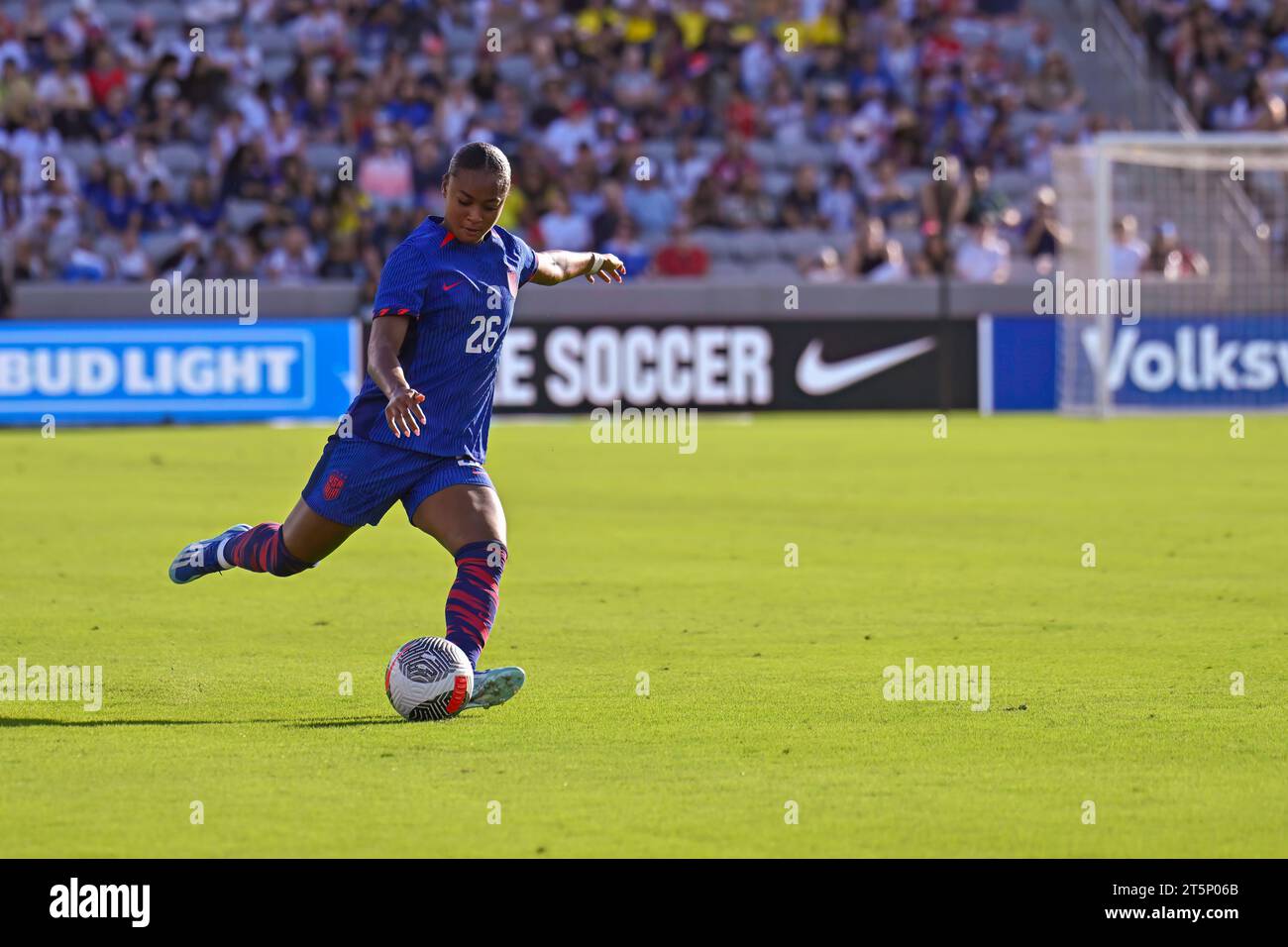 SAN DIEGO, CA - OCTOBER 29: United States forward Jaedyn Shaw (26 ...