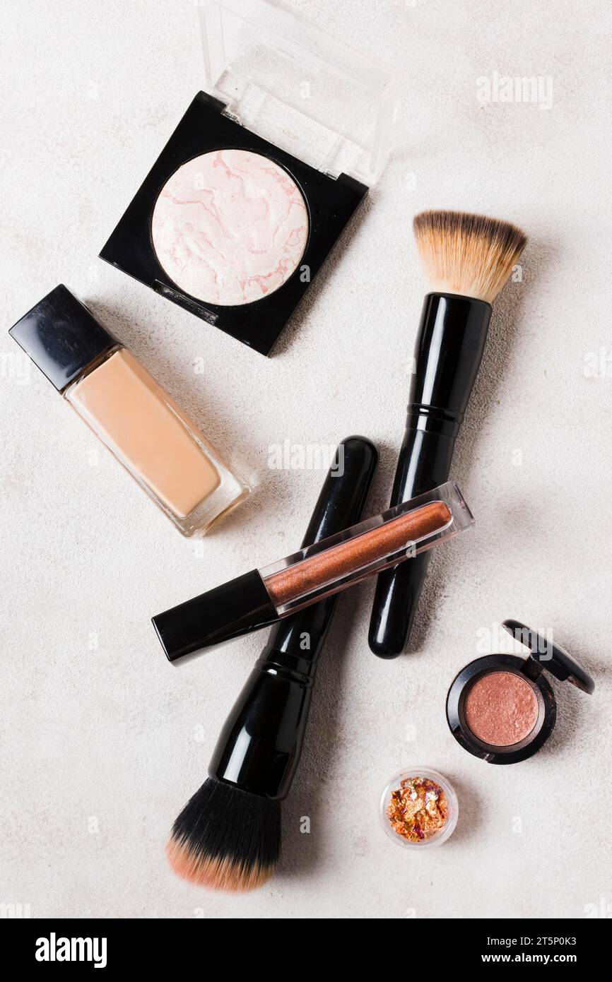 Lay out tools hi-res stock photography and images - Alamy