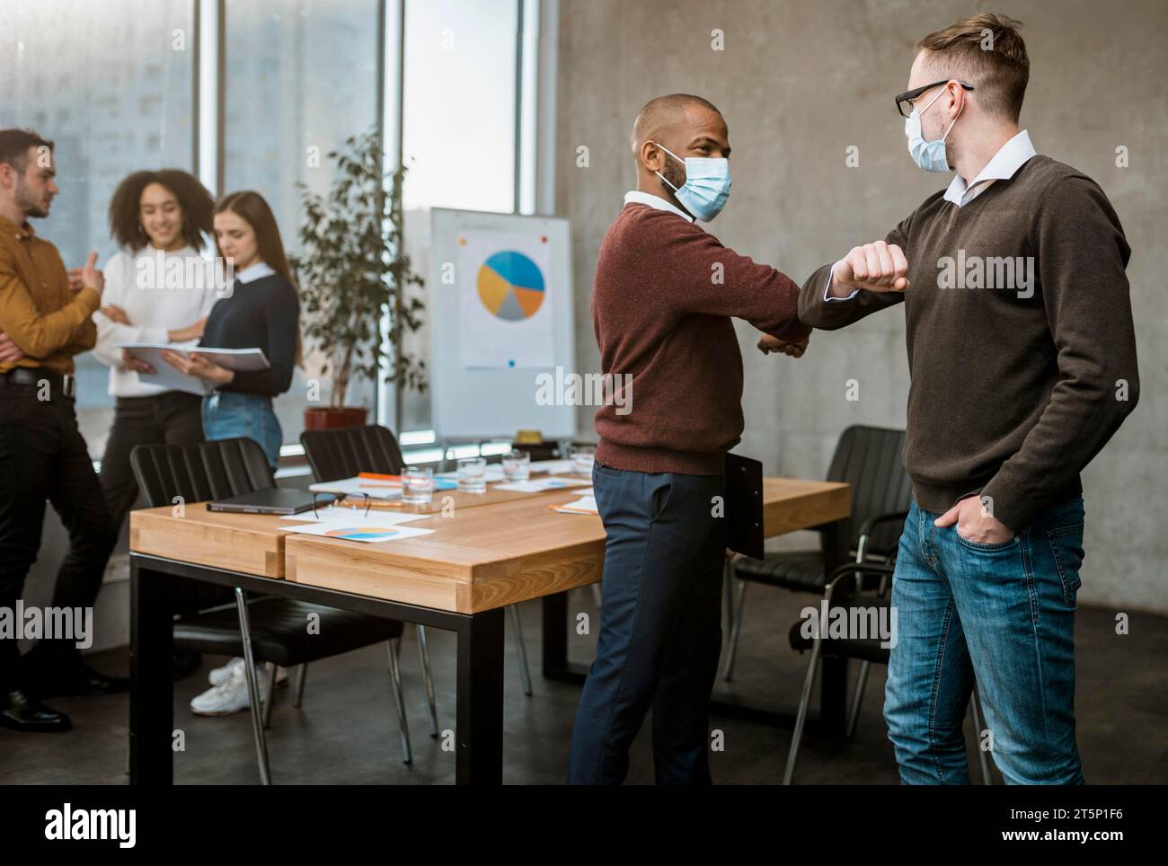 Saluting each other hi-res stock photography and images - Alamy