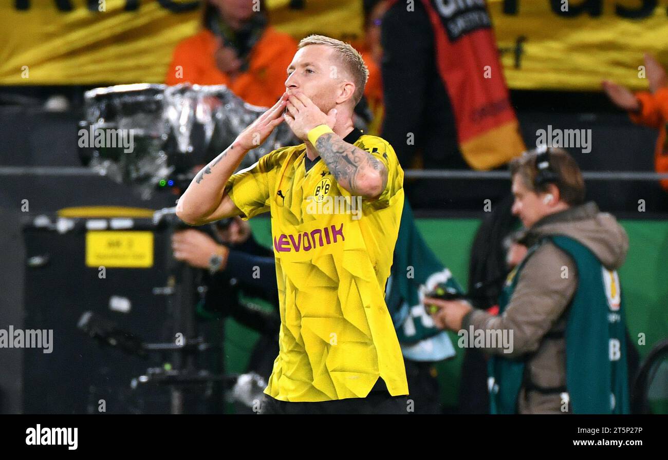 DFB Cup, Signal Iduna Park Dortmund: Borussia Dortmund vs TSG ...