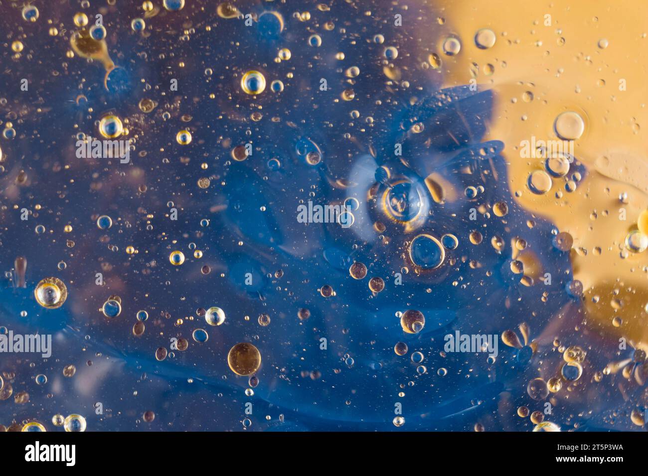 Oil blue hi-res stock photography and images - Alamy